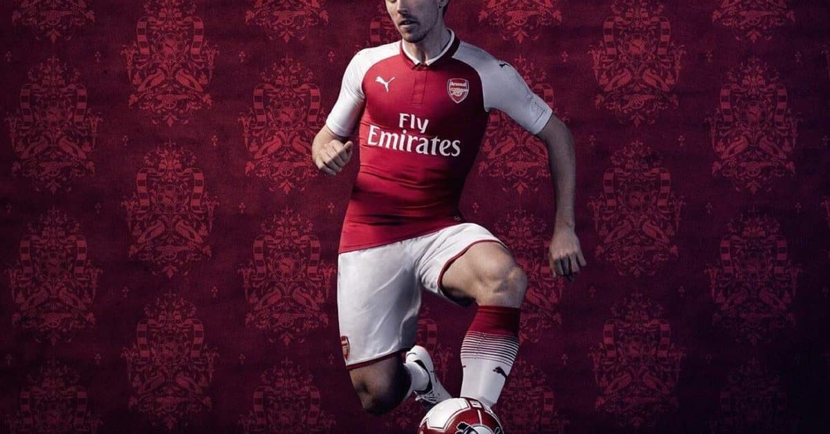 In The Red - Arsenal 2017/18 Home Kit Gets Mixed Reactions - UKSoccerShop