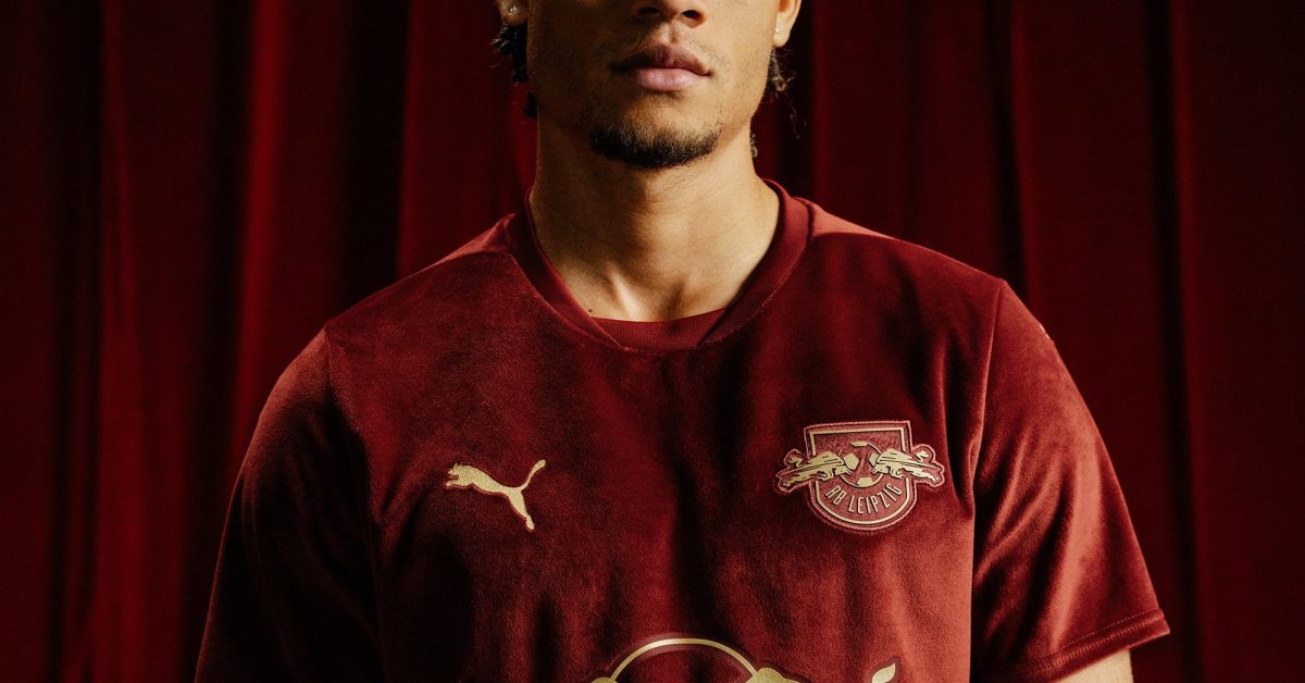 Red Bull Leipzig Release Velvet “Jingle Jersey” - UKSoccerShop