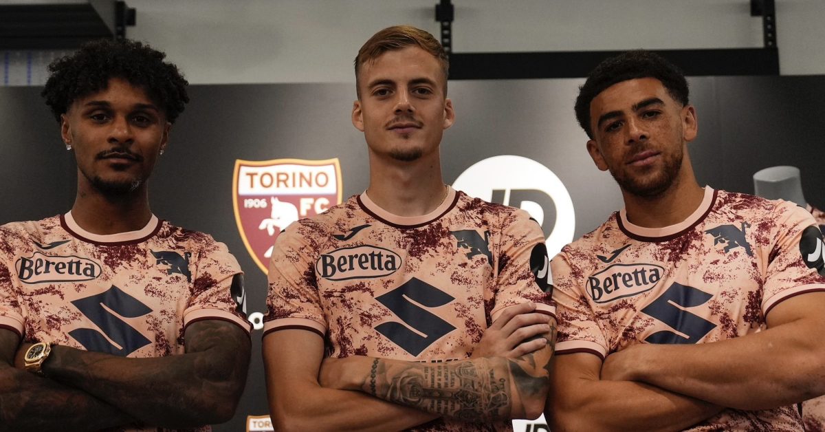 Torino Launch 2024/25 Peach Third Kit - UKSoccerShop